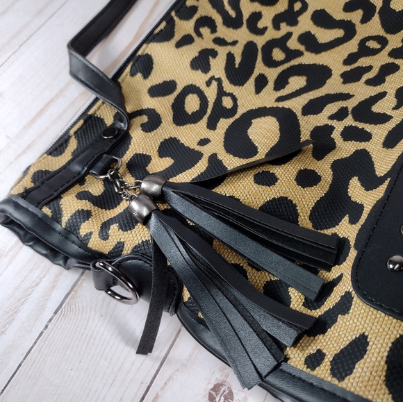 Bags | Leopard Print Tote Purse | Poshmark